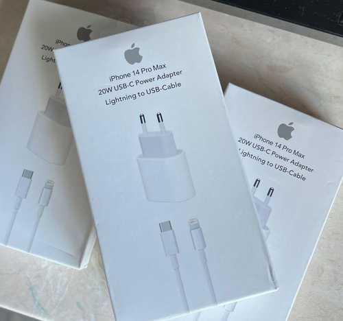 Зарядка для iPhone Lightning - Type-C 20W