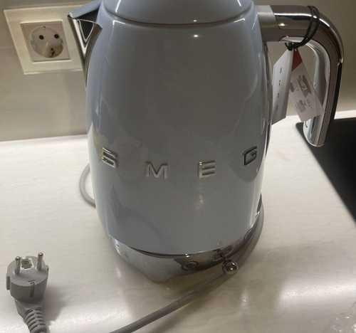Чайник и тостер smeg