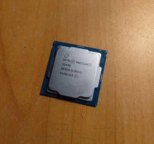 Процессор Intel Pentium Gold G5400