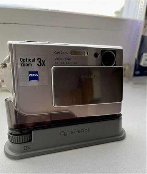 Фотоаппарат Sony Сyber-shot DSC-T7