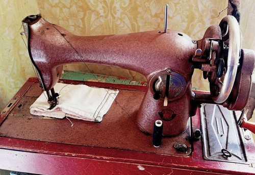 Швейная машинка бу