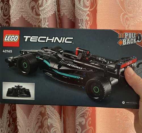 Lego technic Mercedes-AMG F1 W14 E