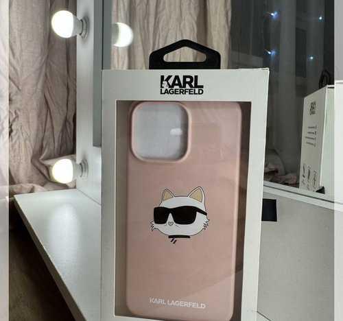 Чехол на iPhone 15 pro max ориг Karl Lagerfeld