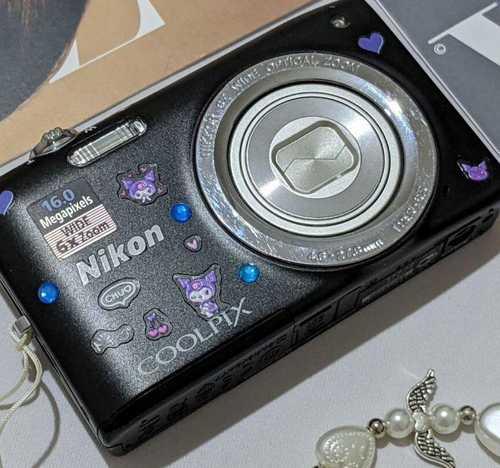 Y2k nikon coolpix мыльница