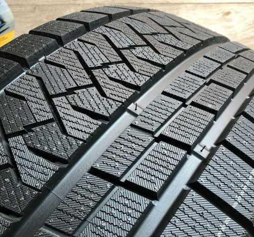 Triangle Snowlink TWT02 265/50 R19