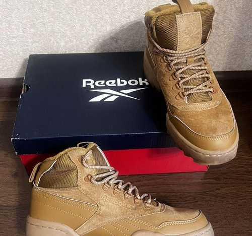 Женские зимние ботинки Reebok