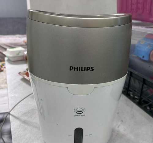 Увлажнитель воздуха Philips HU4803/01