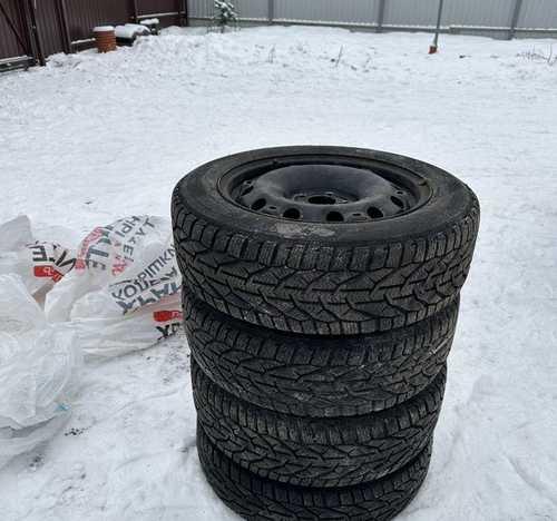 Tigar Winter 185/60 R15
