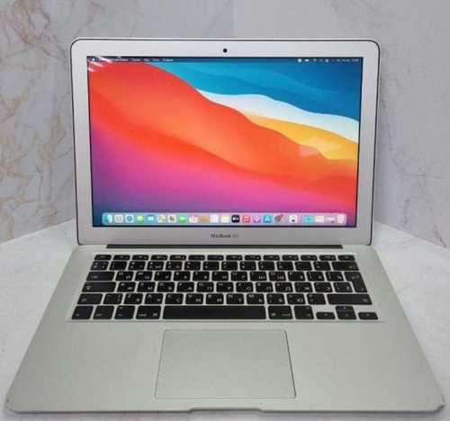 Macbook air 11 2013 Intel Core i5/4 гб/124 гб