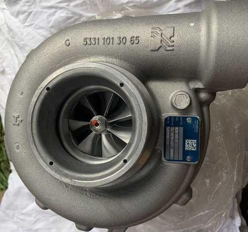 Турбокомпрессор BorgWarner 53319887137