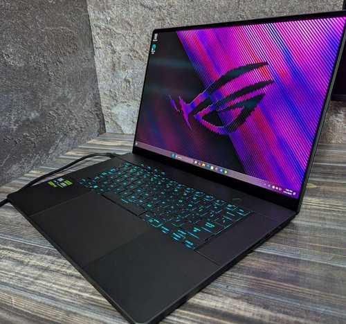 Asus Rog zephyrus G16, oled, ultra 9, 4070, 16gb