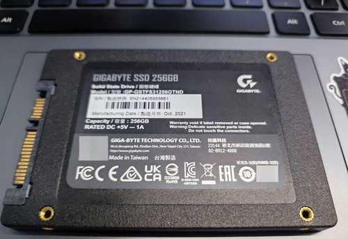 Жесткий диск ssd gigabyte 256gb