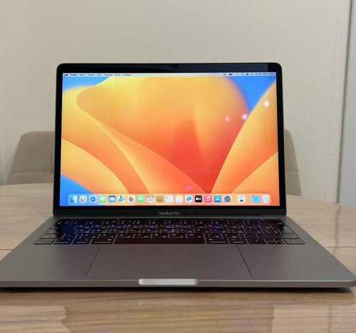 Apple macbook pro 13 2019 16/256gb