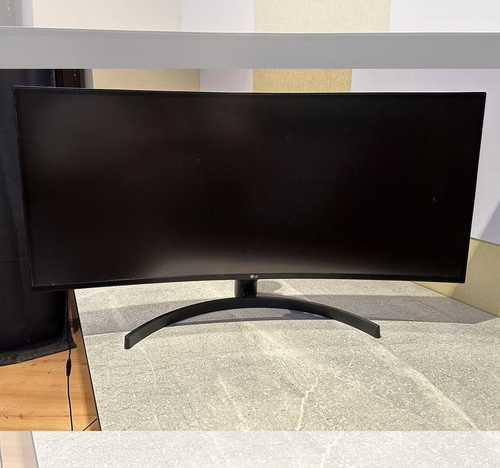 Монитор LG 34" 34WL85C-B