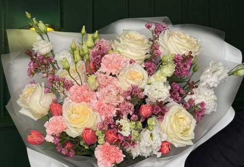 Цветы на 8 марта Букет цветов с доставкой Розы