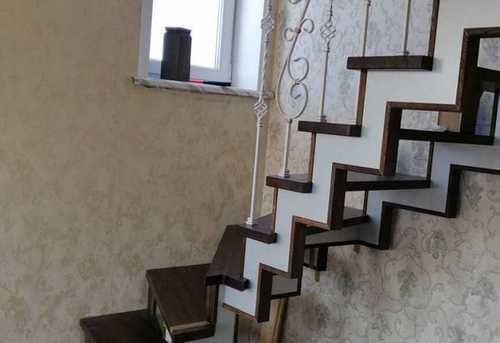 Сварной каркас лестницы на монокосоуре в дом