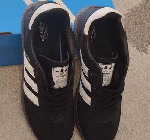 Adidas samba