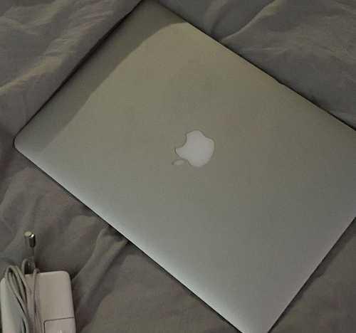 Apple Macbook Air (13-inch, Mid 2011)