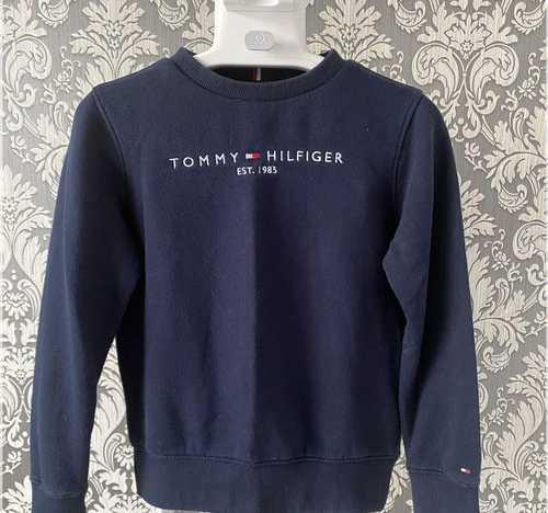 Tommy hilfiger свитшот 140