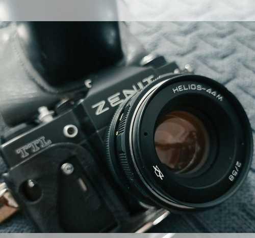 Фотоаппарат Zenit TTL Helios-44m