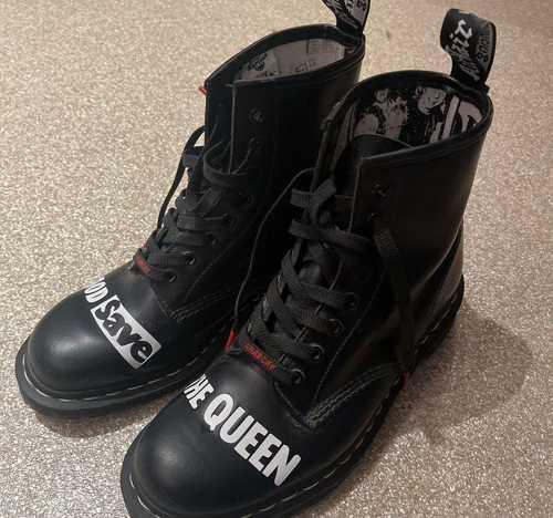 Dr. Martens x Sex Pistols