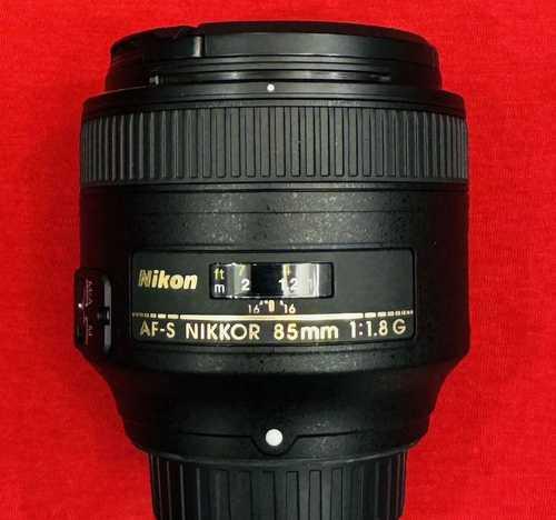 Nikon 85mm 1.8g (как новый)