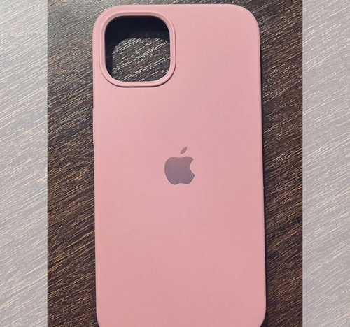 Чехол на iPhone 13