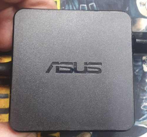 Оригинальный блок питания для ноутбука Asus