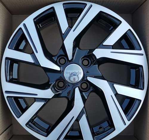LADA Vesta, Largus, XRay R15 новые
