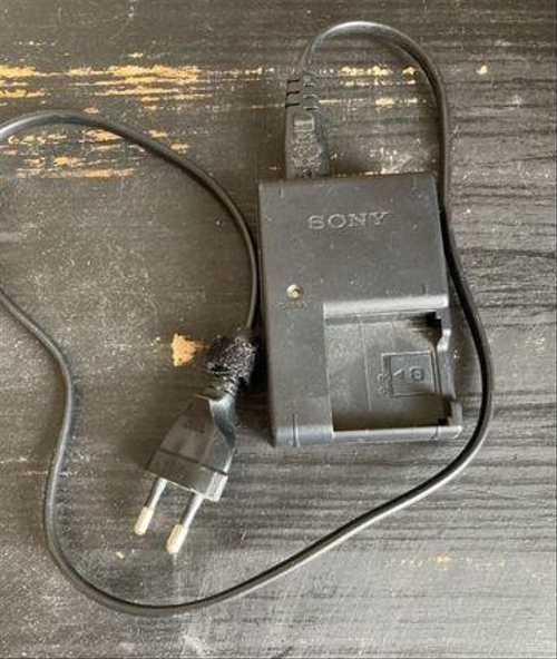 Зарядное устройство для аккумуляторов Sony