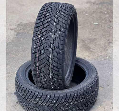 Zmax Winternova Stud II 225/45 R18 86T