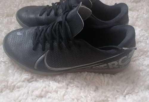Футзалки nike