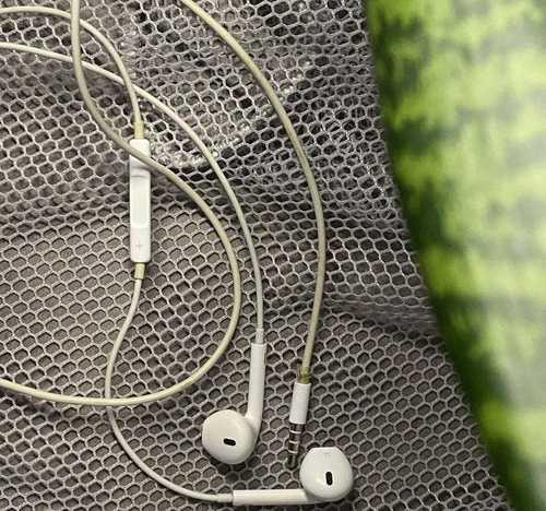 Наушники apple earpods с разъемом 3,5 jаск