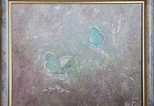 Картина маслом на холсте в оформлении с бабочками