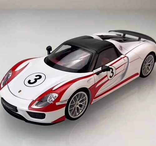 Модель автомобиля Porsche 918 Spyder 1/18 металл