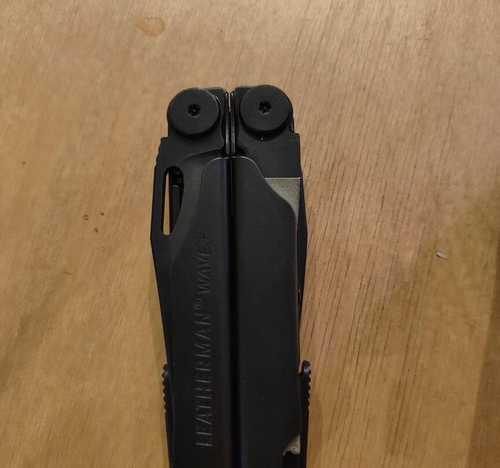 Мультитул Leatherman Surge Black