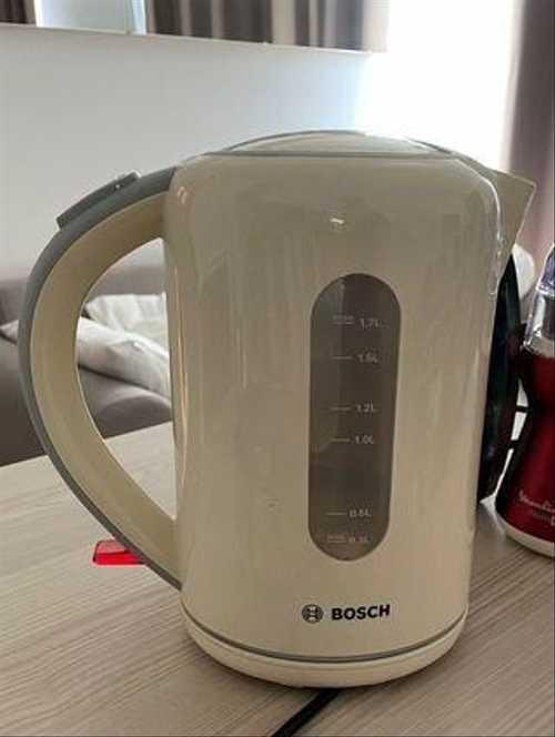 Чайник Bosch TWK 7607 бежевый