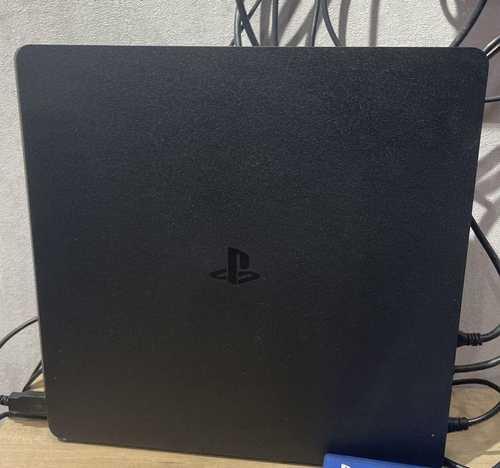 Sony PlayStation 4, 1000 гб, 2 геймпада