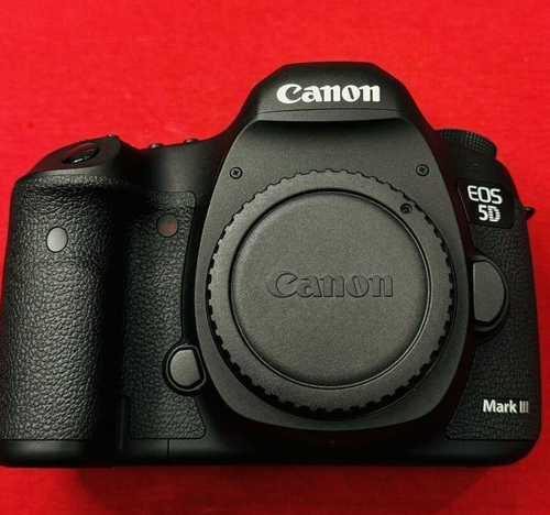 Canon 5D mark iii (как новая)