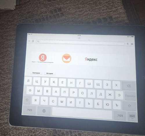 Продам iPad 1 го поколения, в хорошем состоянии