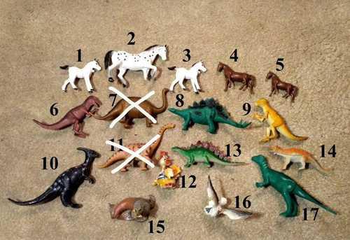 Игрушки динозавры, лошади, чайка, морской котик