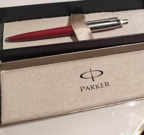 Перьевая ручка parker