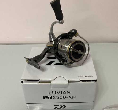 Катушка Daiwa 20 Luvias LT 2500-XH