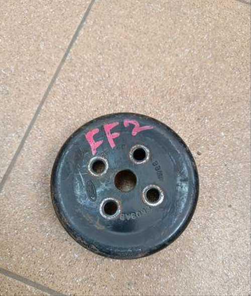 Шкив помпы Ford Focus II, Ford C-MAX 1,4-1,6