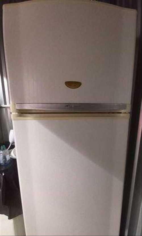 Холодильник бу Sharp