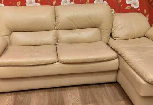 Кожаный диван "Лейпциг 2"