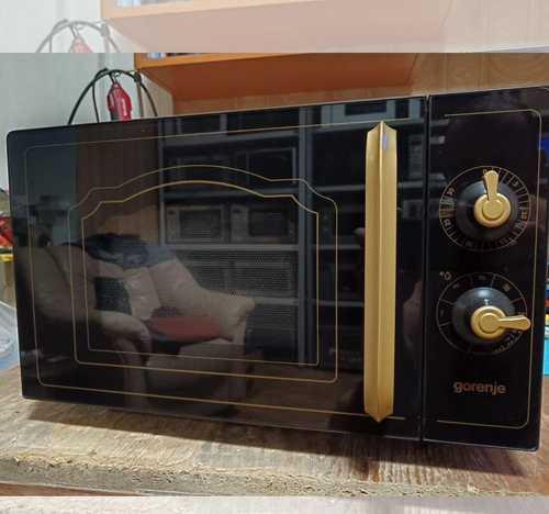 Микроволновая печь Gorenje retro grill
