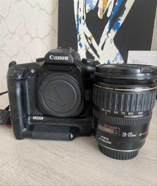 Зеркальный пленочный фотоаппарат Canon 30v