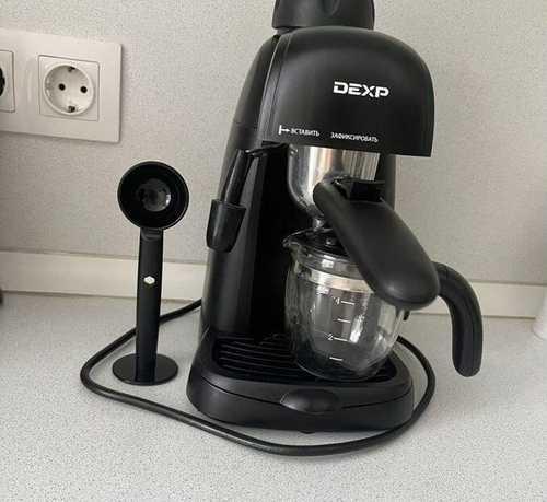 Кофеварка рожковая Dexp EM-800