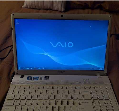 Ноутбук Sony Vaio pcg-71811v